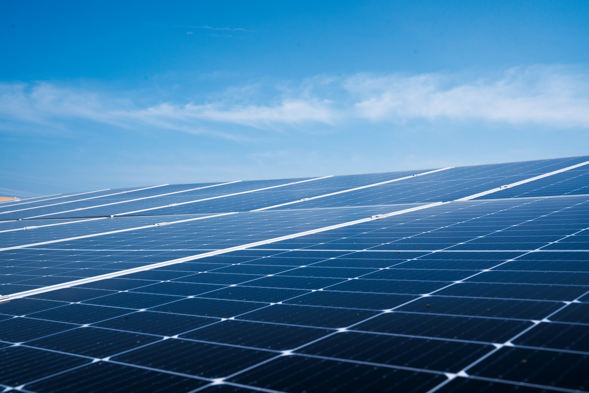 NextEnergy Capital hits £327 million first close for UK subsidy-free ...