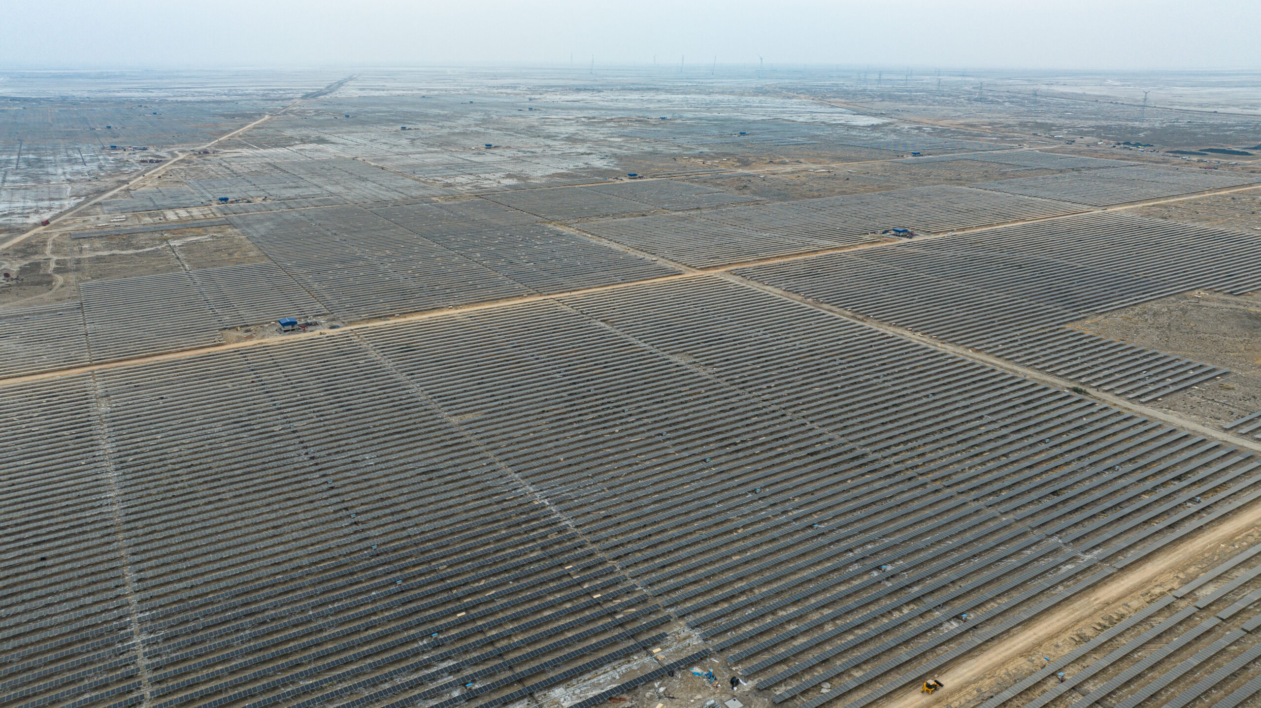 TotalEnergies and Adani Green Energy form 1 GW solar portfolio pact in ...